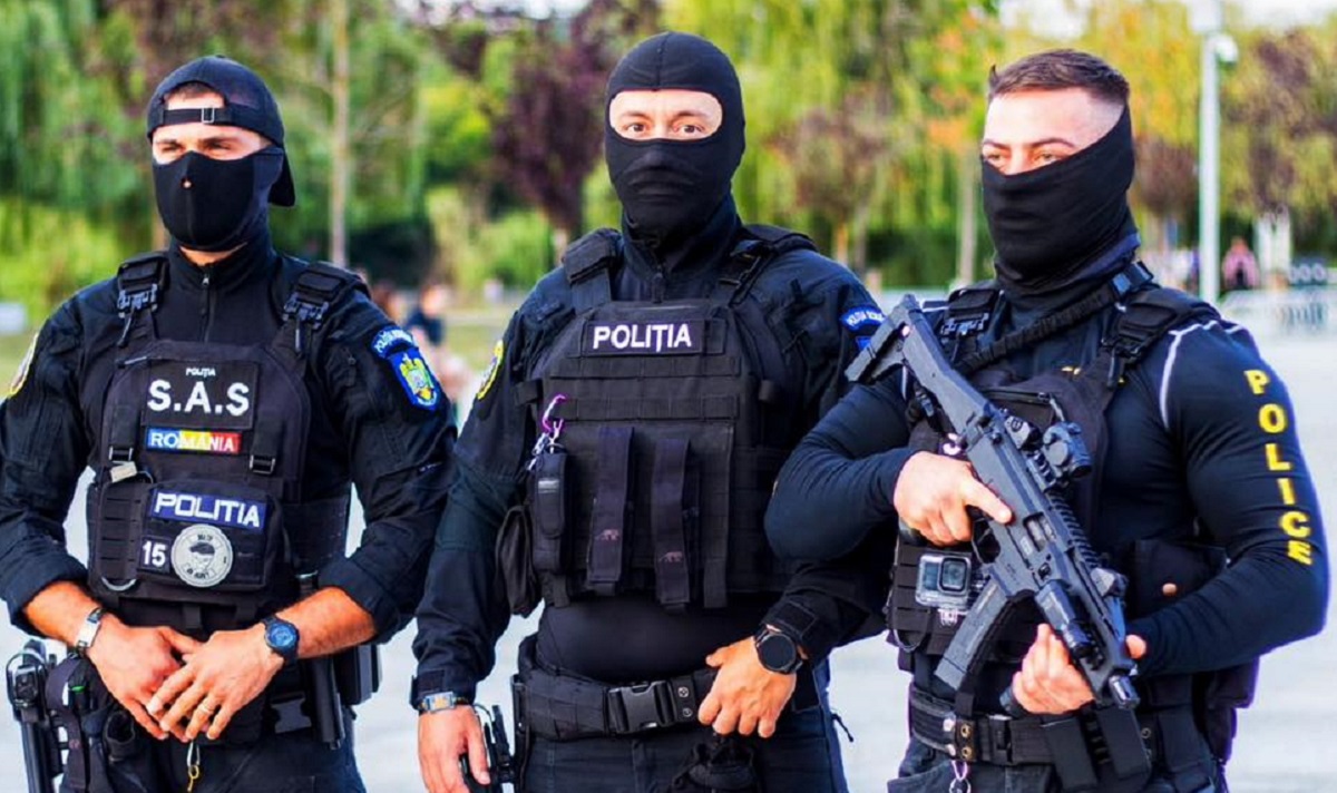 Predoiu exultă! Președintele Franței, Emmanuel Macron, laudă Poliția ...